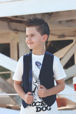 Boy Standing In Front Of Building, Child, Kid, Happy, - Boy Standing Hd ... Boy Standing In Front Of Building, Child, Kid, Happy, - Boy Standing Hd ...