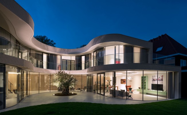 House Full Of Windows - 1540x944 Wallpaper - teahub.io