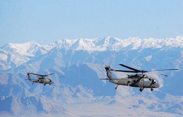 Photo Wallpaper Flight, Mountains, Black Hawk, Helicopters, - Sikorsky ...