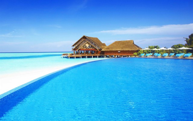 Malediven Wasser Und Blauer Himmel - Beautiful Beaches In Maldives ...