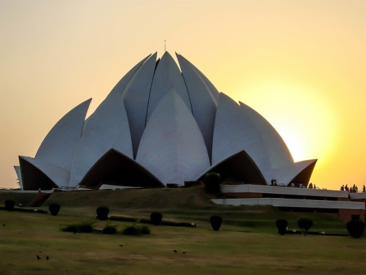 Lotus Temple Yogaville Inside - 1024x768 Wallpaper - teahub.io