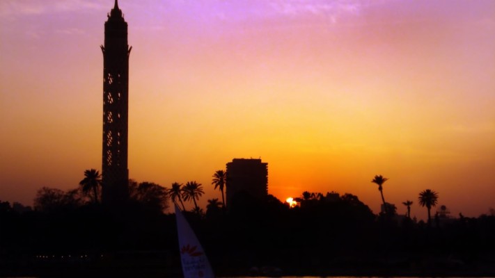 Cairo Tower Looks Beautiful During Sunset - Cairo Tower - 1600x900 ...