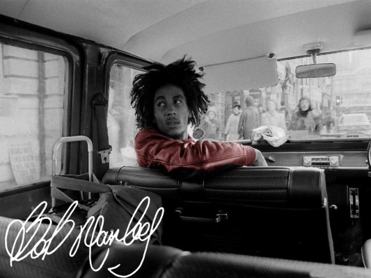 Bob Marley Joint Iphone Wallpaper Iphone Wallpapers - Bob Marley In Car ...