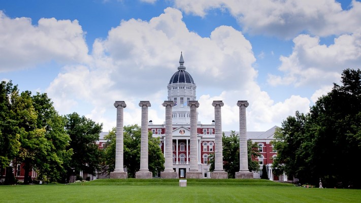 Jesse Hall - 2560x1440 Wallpaper - teahub.io