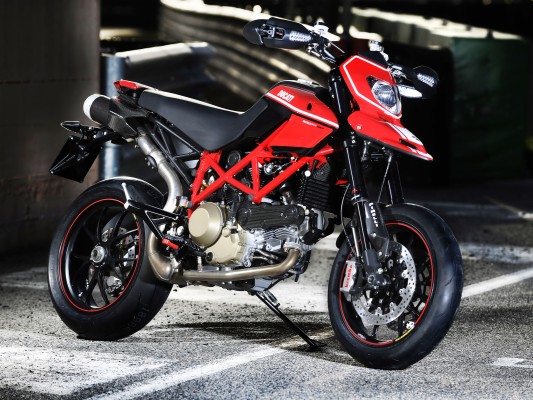 Ducati Hypermotard 1100 Evo Sp - 1600x1067 Wallpaper - teahub.io