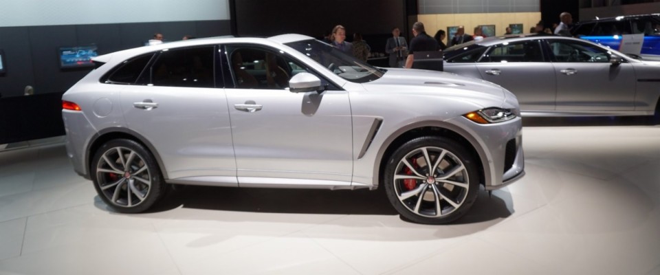 Jaguar F-pace, Black, Side View, Autumn, Leaves, Cars - Black Jaguar ...