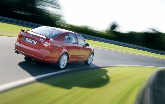 Skoda Octavia Rs Red Wallpapers - Skoda Octavia Vrs - 1280x804 ...