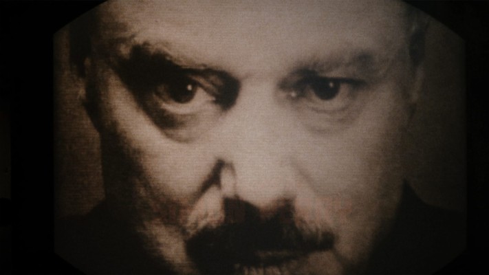 Orwell's 1984 Big Brother Is Watching You - 1600x900 Wallpaper - teahub.io