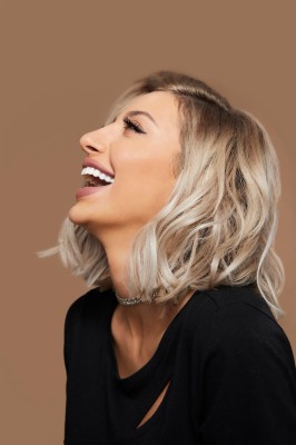 Kat Von D True Portrait Foundation Model - 1920x2880 Wallpaper - teahub.io