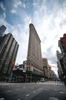 Flatiron Building - 1125x2436 Wallpaper - teahub.io