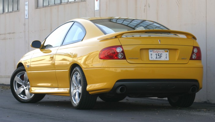 Pontiac Gto 2006 Yellow - 2500x1420 Wallpaper - teahub.io