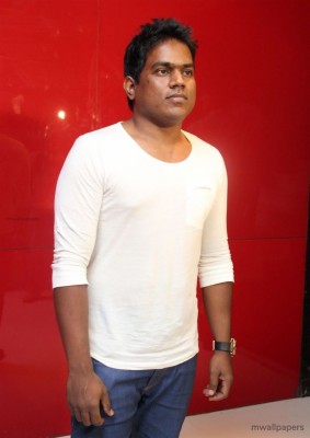 Yuvan Shankar Raja Hd Wallpapers/images (32057) - Standing - 1023x1442 ...