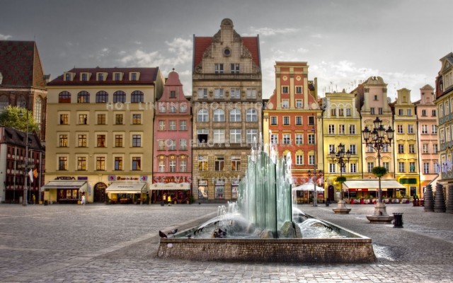 Rynek Fountain Warsaw - Main Market Square - 1680x1050 Wallpaper ...