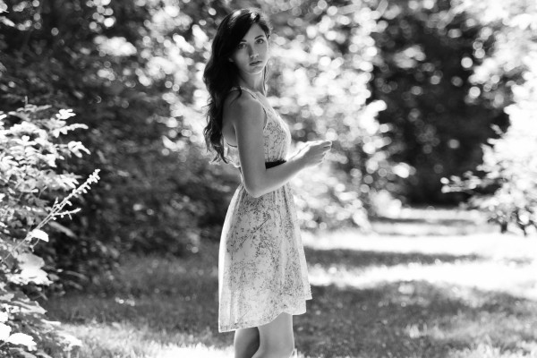 Emily Rudd Black Dress - 1800x1200 Wallpaper - teahub.io