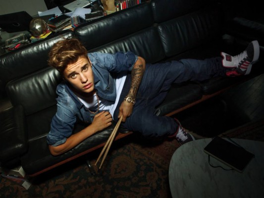 Most Handsome Pictures Of Justin Bieber - 514x960 Wallpaper - teahub.io