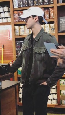 Sehun Exo Boyfriend Material - 675x1200 Wallpaper - teahub.io