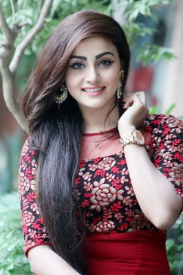 Mumait Khan - Girl - 800x1209 Wallpaper - teahub.io