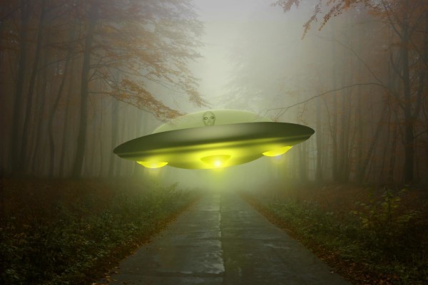 Best Ufo Background Id - Ufo Stand - 1440x960 Wallpaper - teahub.io