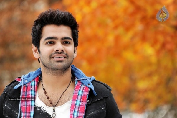 Ram Pothineni Photos - Ram Pothineni Six Pack - 850x850 Wallpaper ...