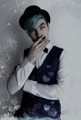 Jameson Jackson - 777x1139 Wallpaper - teahub.io