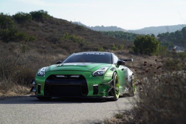Gtr R35 Tanner Fox - 802x1200 Wallpaper - teahub.io