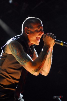 Chester Bennington Wallpaper 4k - 2048x2732 Wallpaper - teahub.io