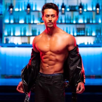 Tiger Shroff On The First Poster Of Student Of The - Student Of The ...