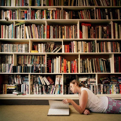 Fake Bookshelf Wallpaper Faux Books Genuine - Bookcase - 750x750 ...