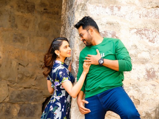 Dev Movie Stills - 1024x768 Wallpaper - teahub.io