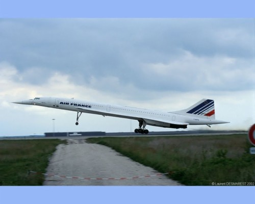Concorde Ready To Takeof - Concorde Plane Front View - 1700x990 ...