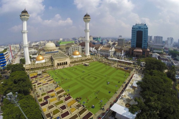Grand Mosque Of Bandung Indonesia - 2048x1365 Wallpaper - teahub.io